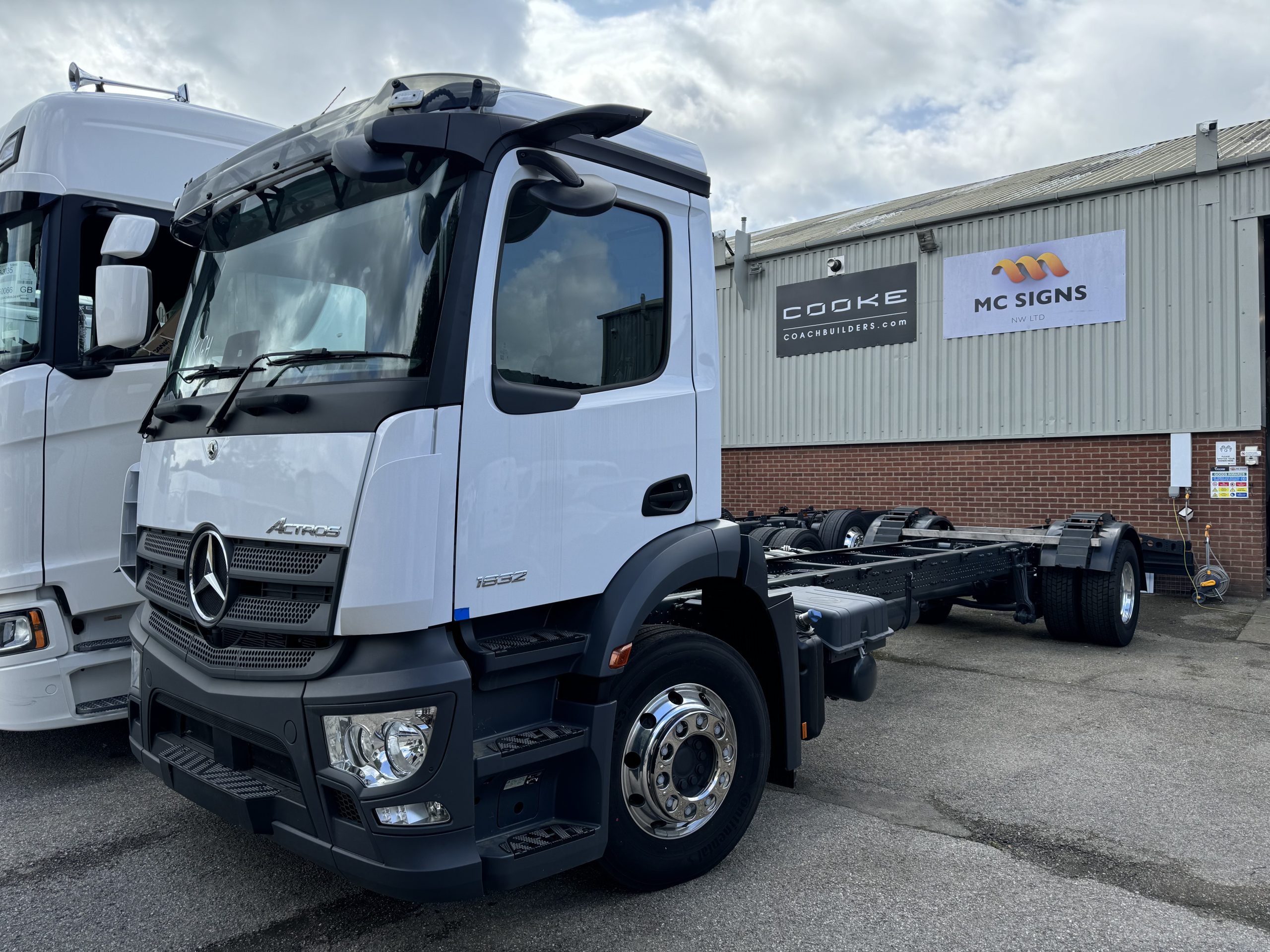 NEW MERC ACTROS - ORDER ONLY – 18t & 26t - Cooke Coachbuilders